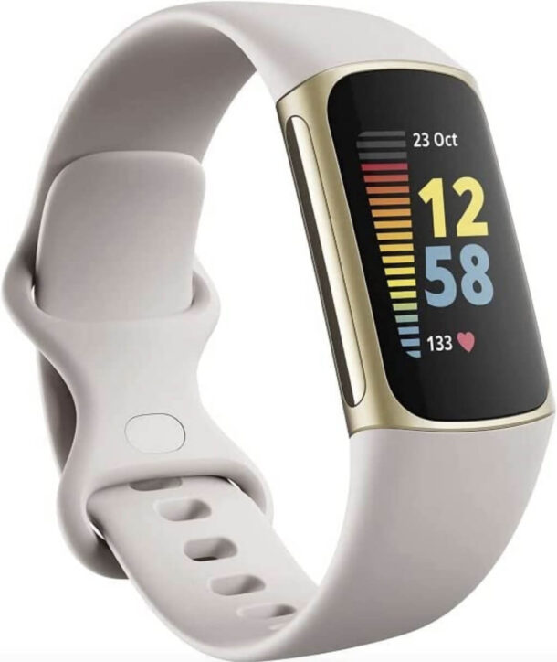 10 Best Smartwatches and Fitness Trackers With Oxygen Monitors