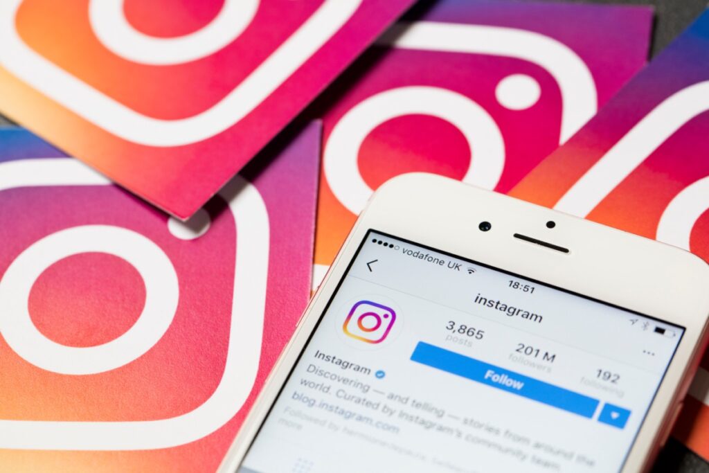 How to Restrict Someone on Instagram and What Happens When You Do