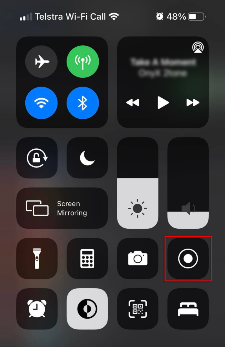 How to Screenshot on Snapchat Without Notifying the Other Person