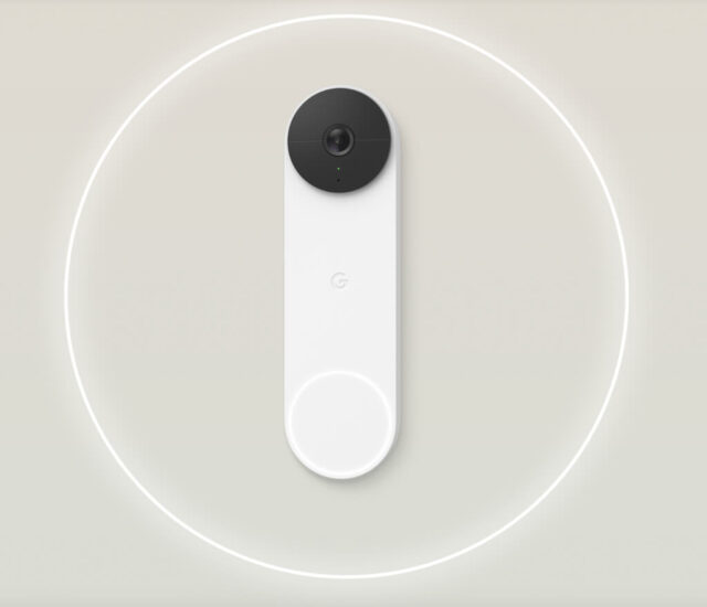 8 Fun Ways to Use Your Smart Home Devices for the Holidays