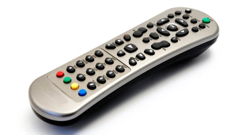 Netflix Stuck on Black Screen? 17 Ways to Fix